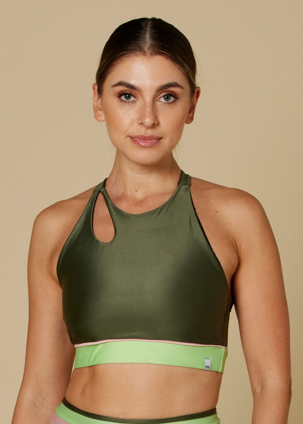 TOP LATINA VERDE MILITAR - FITLI
